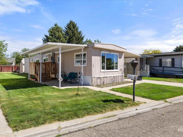 227 W Silver City Dr
