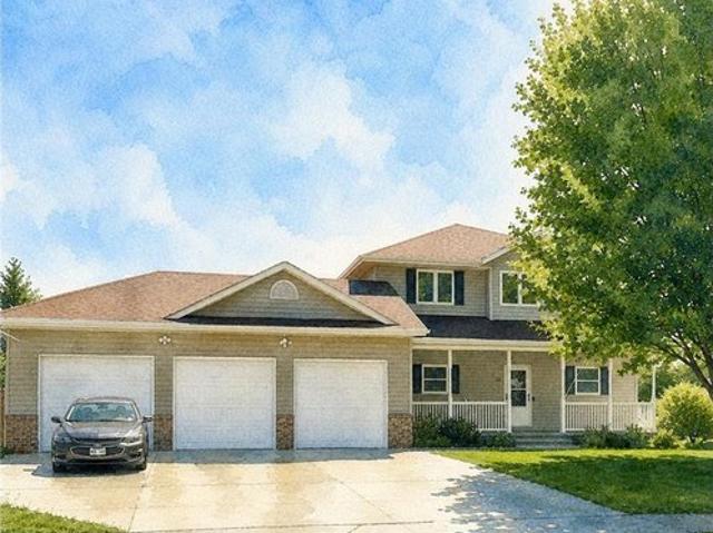 227 Woodhaven Ln, Mankato, MN 56001