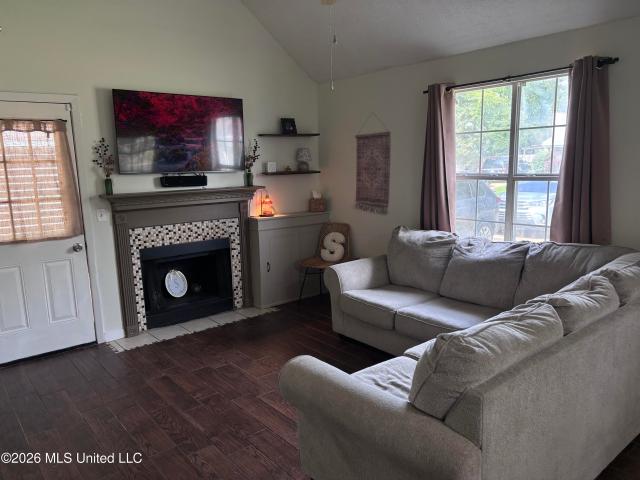 227 Village Cove