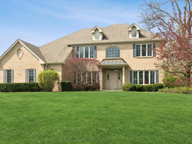22844 Ridgewood Ln, Kildeer, IL 60047 | MLS #12619 | Compass