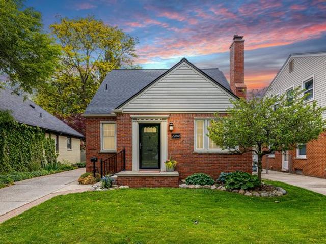22845 Wellington St, Dearborn, MI 48124
