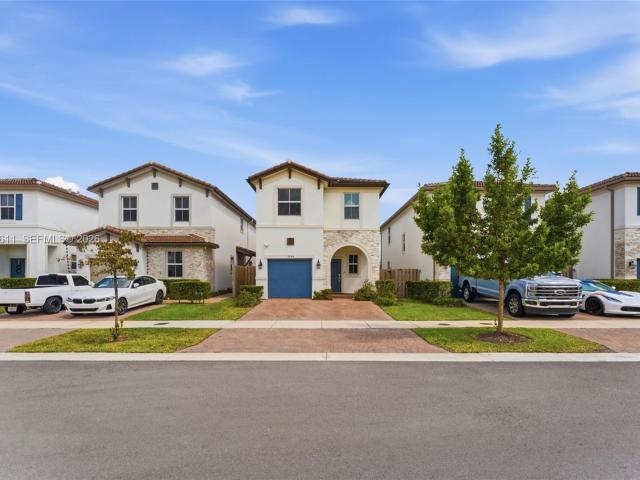 2284 NW 130th St, Miami, FL 33167 | MLS #A12007