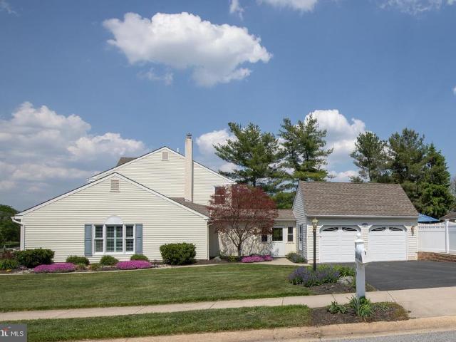 2284 Locust Drive