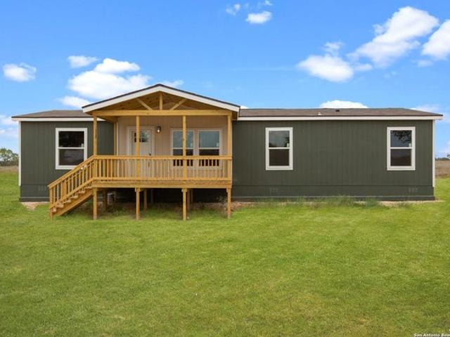 2284 Stevens Rd, Somerset, TX 78069