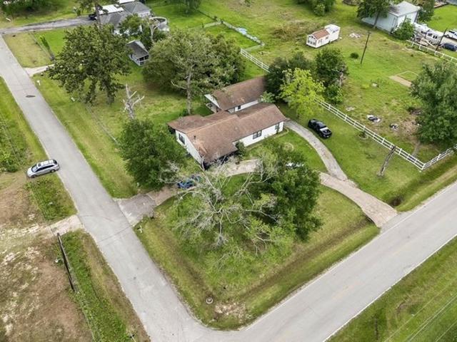 22855 E Martin Dr, Porter, TX 77365