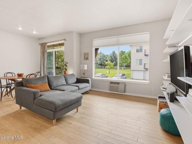 22855 E Country Vista Dr Apt 289, Liberty Lake, WA 99019
