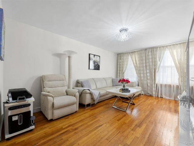 2285 Bragg Street 2H