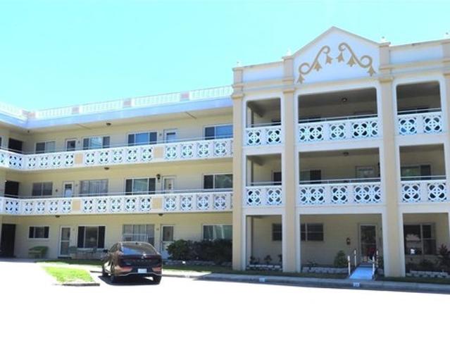 2285 Israeli Dr Apt 17, Clearwater, FL 33763
