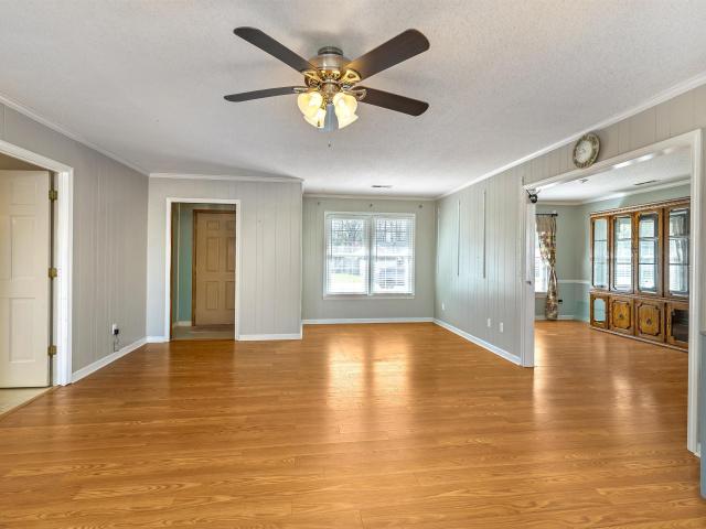 2285 Treetop Lane