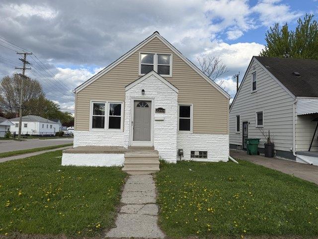 22864 Piper Ave, Eastpointe, MI 48021