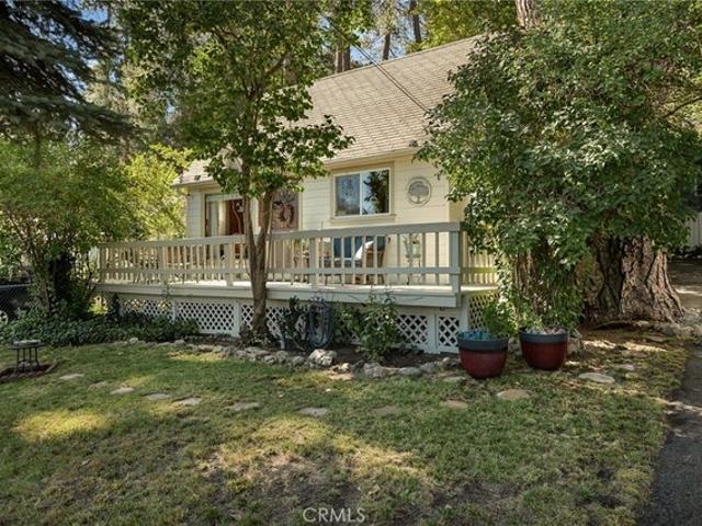 22865 Fir Ln, Crestline, CA 92325