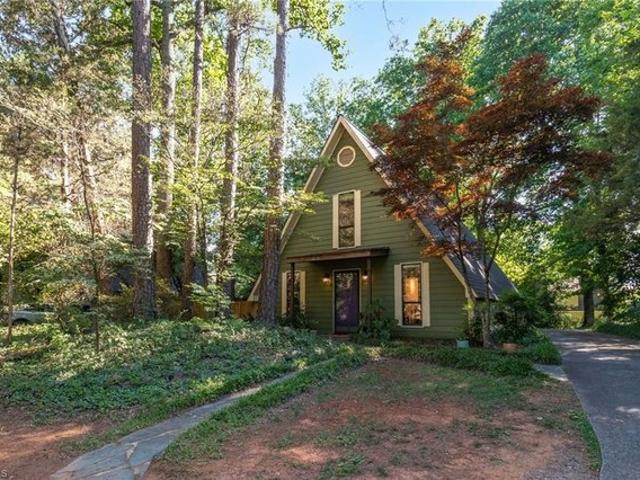 2286 Bethabara Rd, Winston Salem, NC 27106