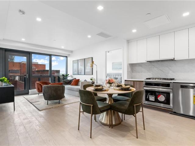 2286 Cropsey Avenue, Unit 19H