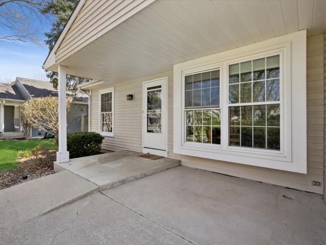 2286 Weatherford Ln, Naperville, IL 60565 | MLS #12613 | Compass