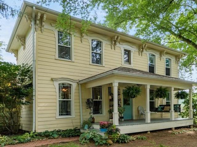 2287 Montgomery Rd NE, Newark, OH 43055