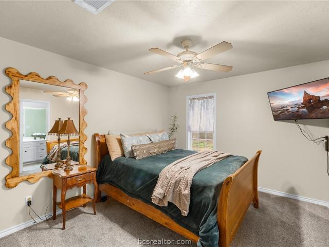 2287 N Earl Rudder