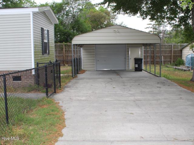 2287 Bayshore Dr SW, Supply, NC 28462 | MLS #100570 | Compass