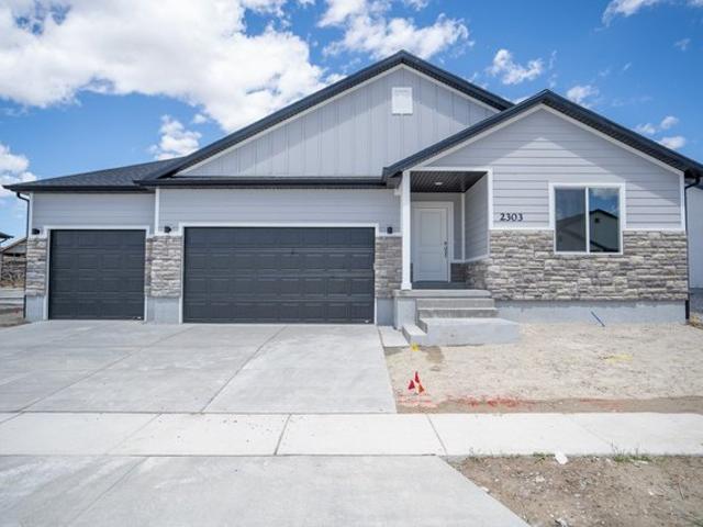 2287 E Marigold Dr Unit 512, Eagle Mountain, UT 84005