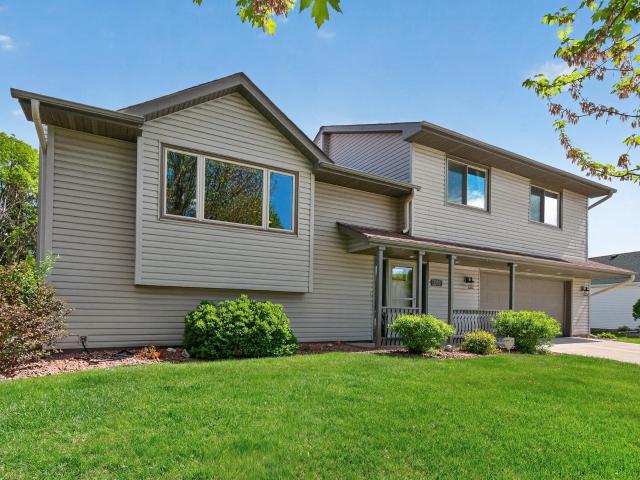 2287 Helmo Court N