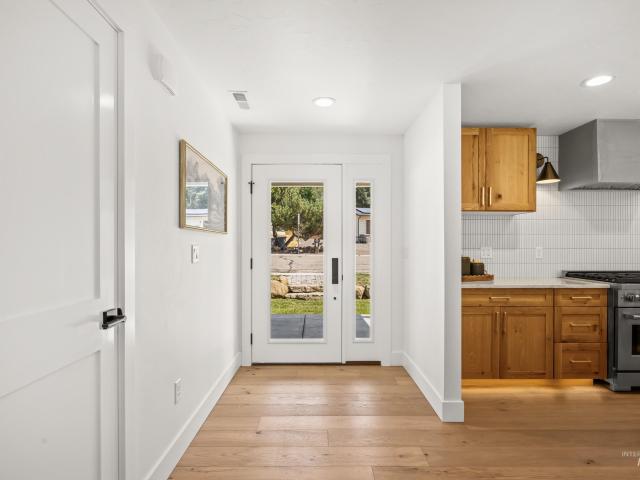 2287 S Toluka Way