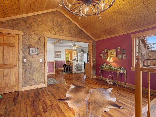 2287 W Hanover Road