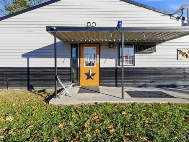 22889 MO 64, Hermitage, MO 65668