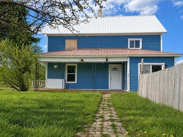 2288 Cedonia Addy Rd Unit B, Addy, WA 99101