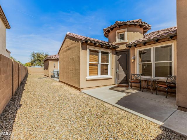 2288 e wisteria drive