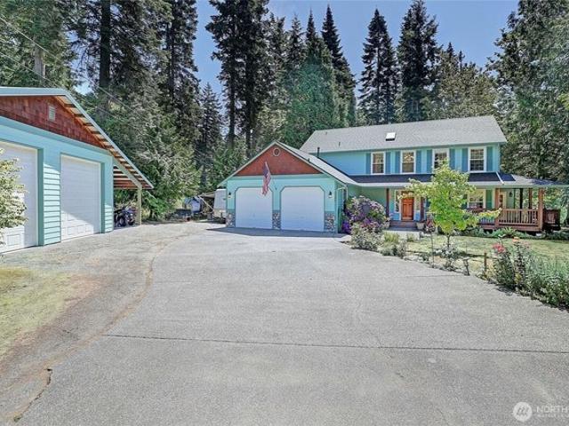 2289 Moody Ln, Camano Island, WA 98282