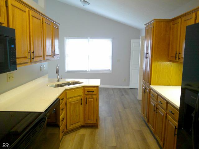 2289 Broadmoor Lane