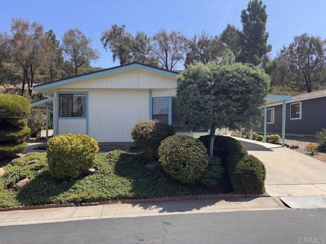 2289 Bryant Dr, Carlsbad, CA 92008