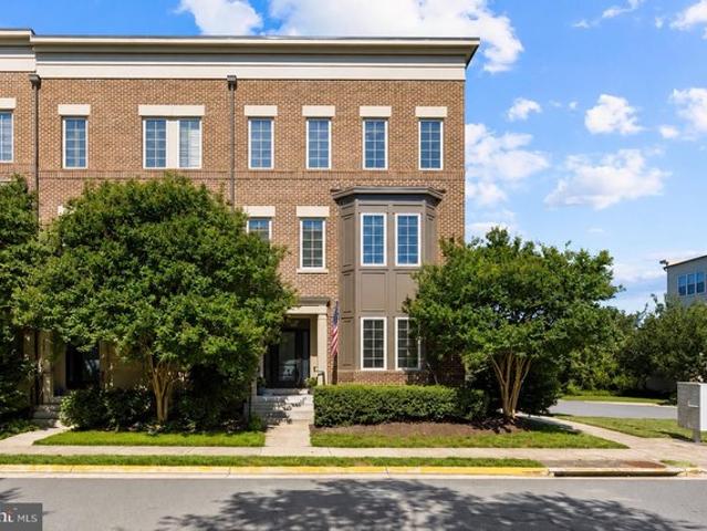 22807 Breezy Hollow Dr, Brambleton, VA 20148