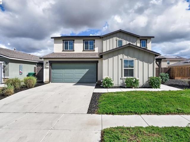 2280 Craig Ct, Los Banos, CA 93635