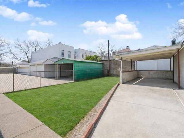2280 East 22nd Street