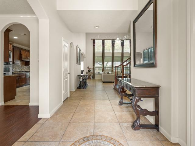 2280 Longspur Lane