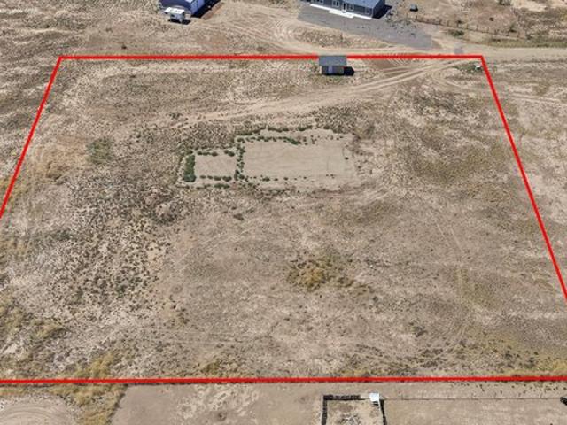 2280 W Chardonnay Way, Paulden, AZ 86334