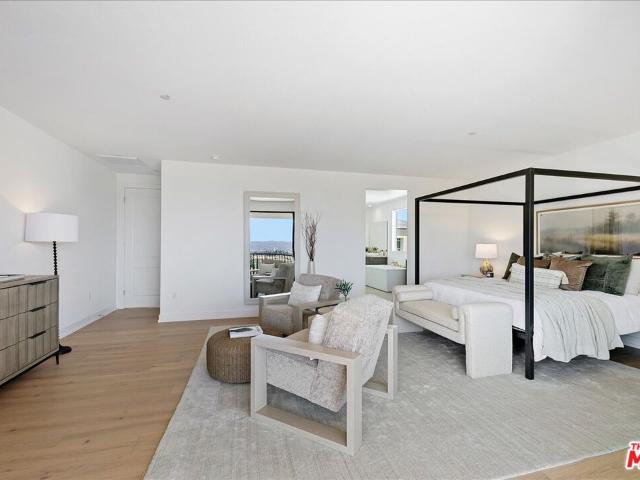 22810 Seaqua Cir, Chatsworth, CA 91311 | MLS #26860