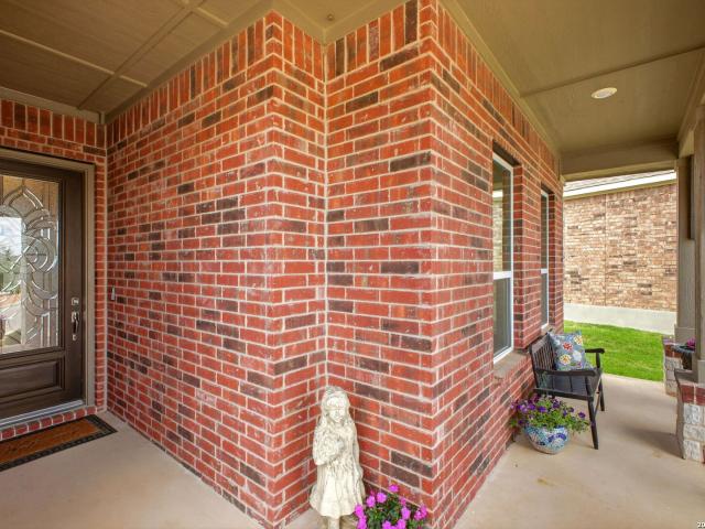 22815 Grande Vista, San Antonio, TX 78261 | MLS #1958 | Compass