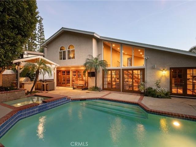 22815 Sparrowdell Dr, Calabasas, CA 91302