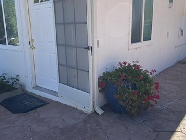 22829 Burbank Blvd, Los Angeles, CA 91367