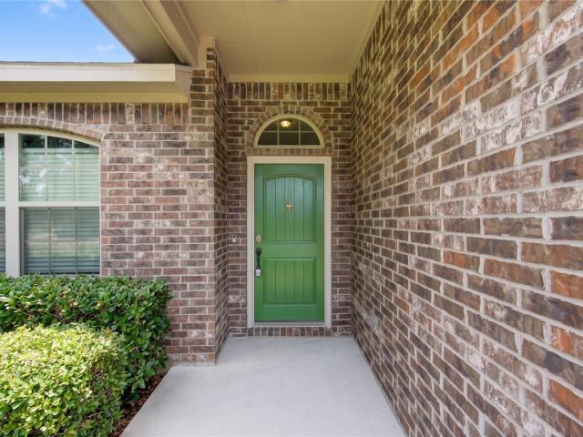 228 Country Crossing Circle