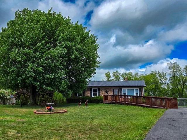 228 Carterville Heights Rd, Wytheville, VA 24382