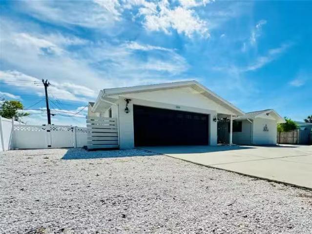 228 Center Rd, Venice, FL 34285 MLS# C7505691
