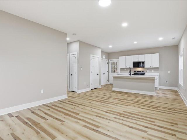 228 Chartres Street