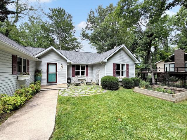 228 Crescent Drive