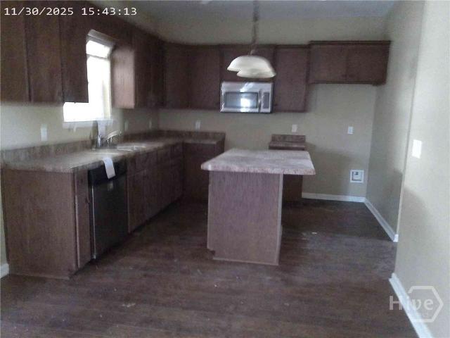 228 Cumberland Drive NE