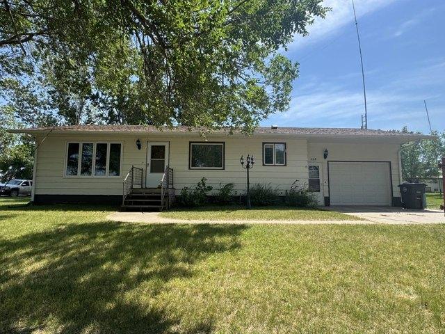 228 Akin St, Newburg, ND 58762