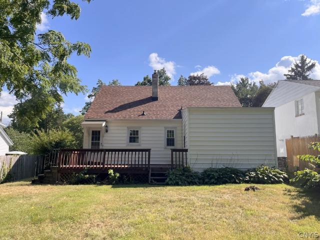 228 Armstrong Place
