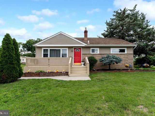 228 Baldwin Rd, Glassboro, NJ 08028