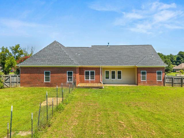 228 golden pond dr